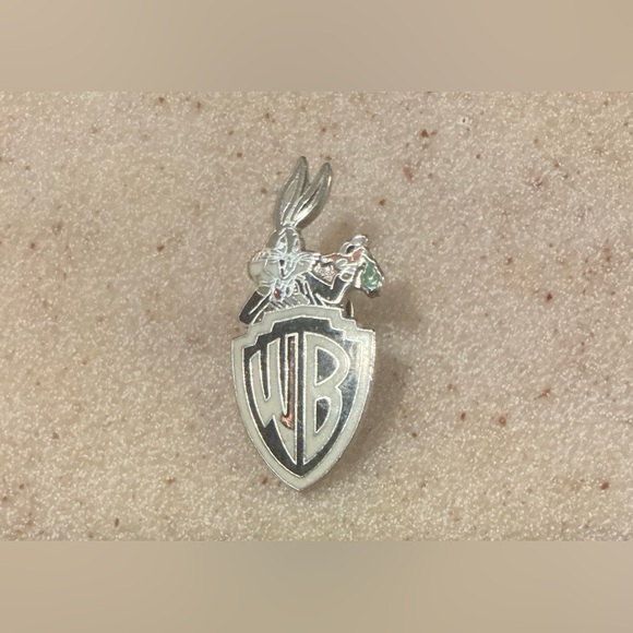 Warner Bros. | Jewelry | Silver Warner Bros Logo Pin 992 | Poshmark